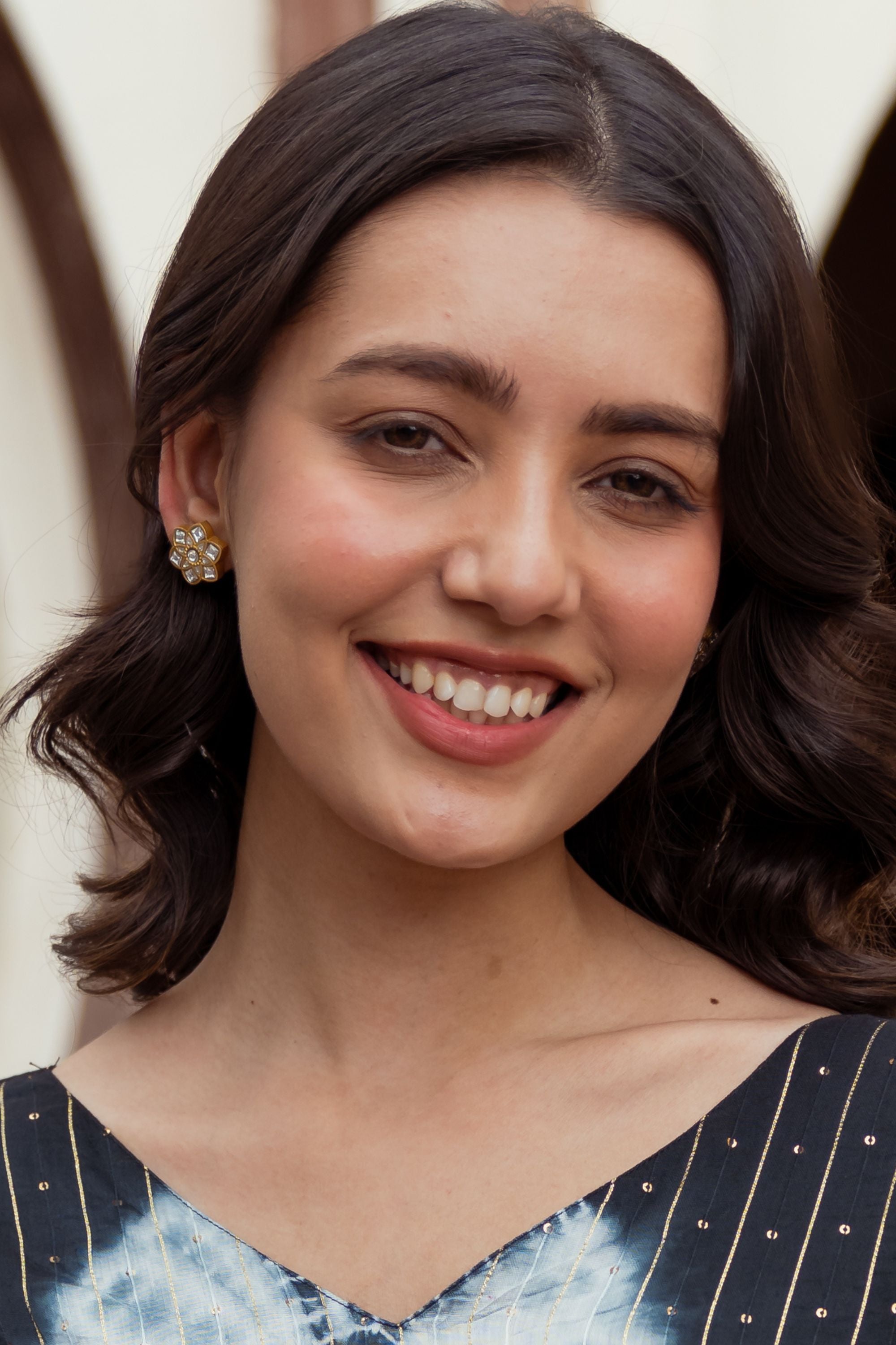 Nyra Handcrafted Earring Silverishq